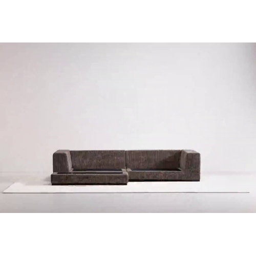 All modern reversible sectional store
